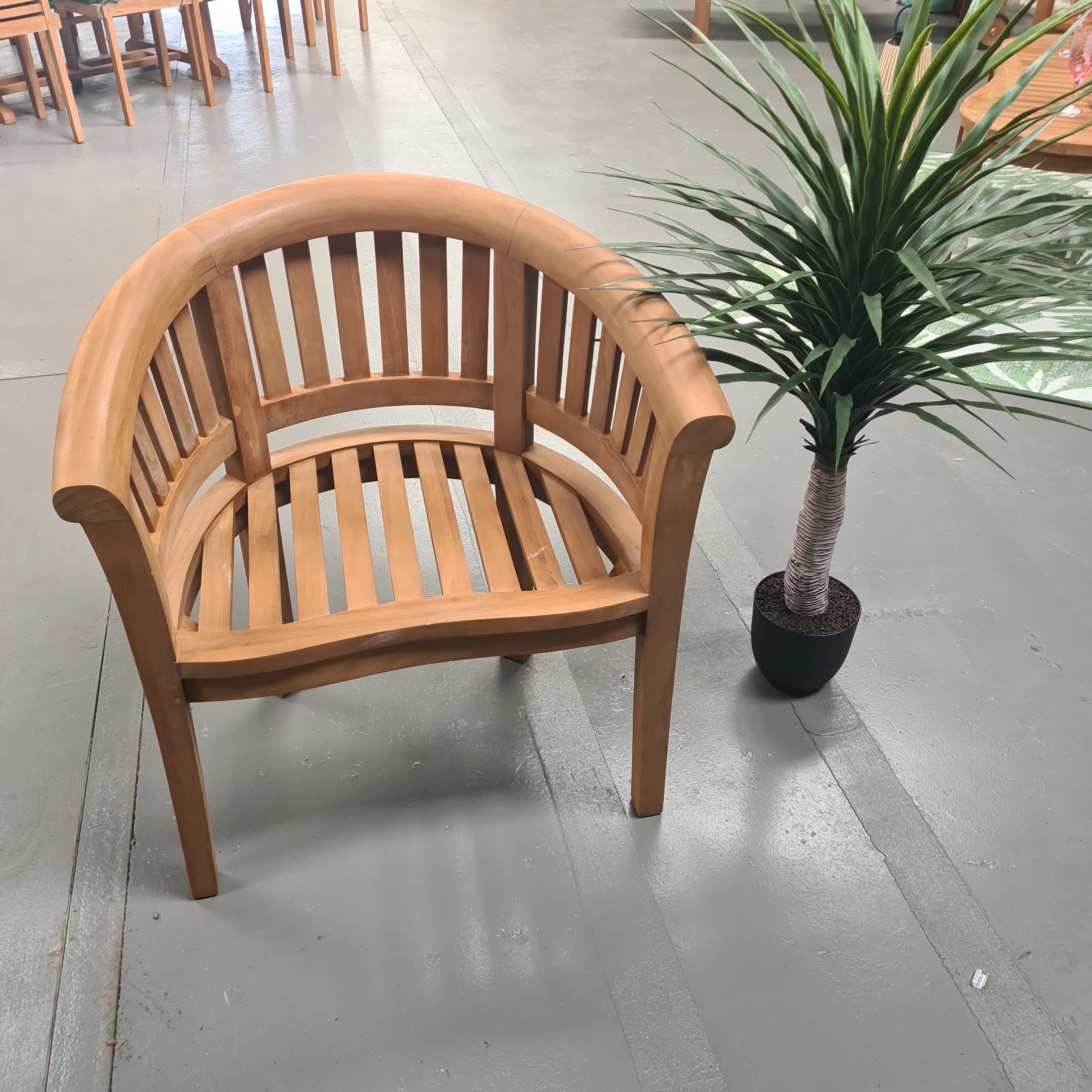 George Washington Bow Armchair – Norfolk Designer Gardens